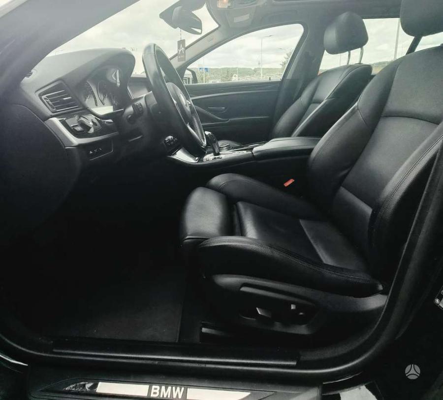 Black BMW 530 2015 in Vilnius, with an engine capacity of 2.99 L and mileage of 293 thousand km for 11200 €, photo 25 on AUTOMOTO.COM.LV