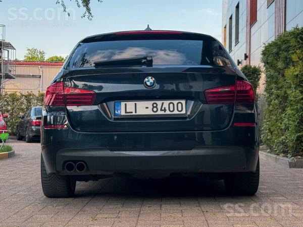 Black BMW 530 2015 in Riga, with an engine capacity of 3.00 L and mileage of 299 thousand km for 11490 €, photo 9 on AUTOMOTO.COM.LV
