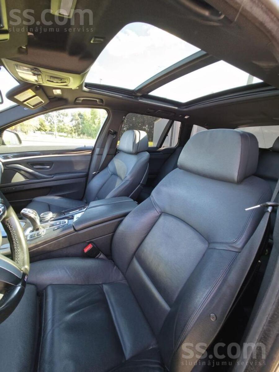 Black BMW 530 2015 in Valmiera, with an engine capacity of 3.00 L and mileage of 395 thousand km for 13200 €, photo 14 on AUTOMOTO.COM.LV