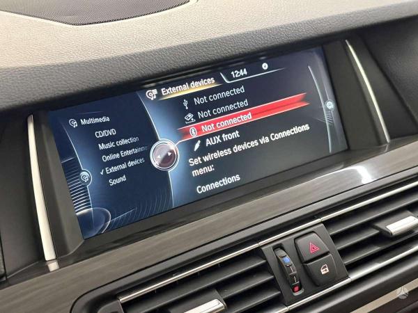 Black BMW 530 2015 in Marijampole, with an engine capacity of 2.99 L and mileage of 213 thousand km for 11850 €, photo 5 on AUTOMOTO.COM.LV