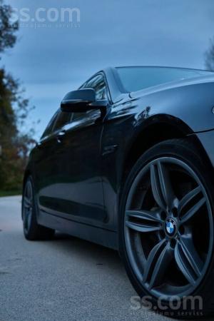 Melns BMW 530 2015 Daugavpils, ar dzinēja tilpumu 3.00 L un nobraukumu 269 tūkst. km par 14000 €, foto 15 vietnē AUTOMOTO.COM.LV
