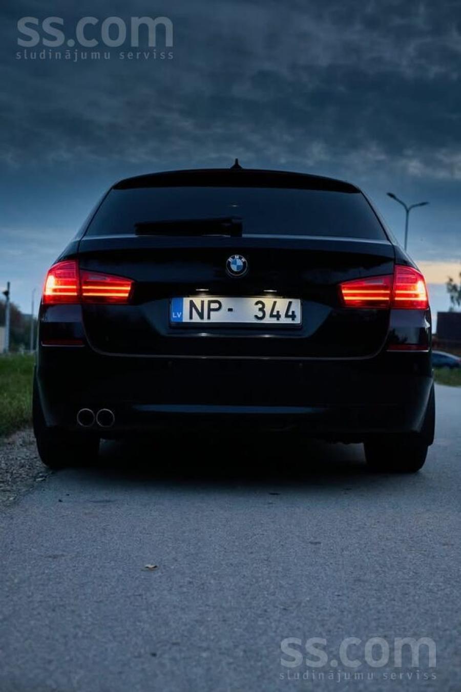Melns BMW 530 2015 Daugavpils, ar dzinēja tilpumu 3.00 L un nobraukumu 269 tūkst. km par 14000 €, foto 16 vietnē AUTOMOTO.COM.LV