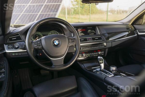 Black BMW 530 2016 in Riga, with an engine capacity of 3.00 L and mileage of 355 thousand km for 11990 €, photo 7 on AUTOMOTO.COM.LV