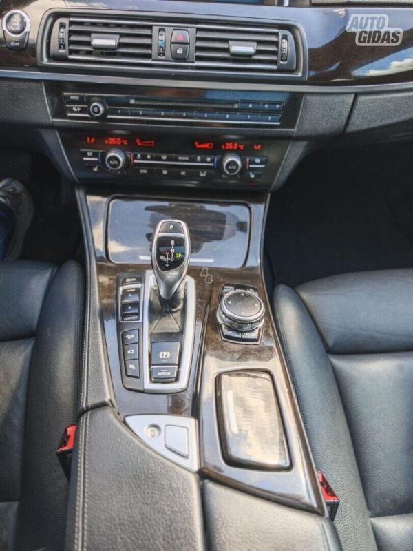 Melns BMW 530 2016 Vilkaviškis, ar dzinēja tilpumu 3.00 L un nobraukumu 389 tūkst. km par 12000 €, foto 6 vietnē AUTOMOTO.COM.LV