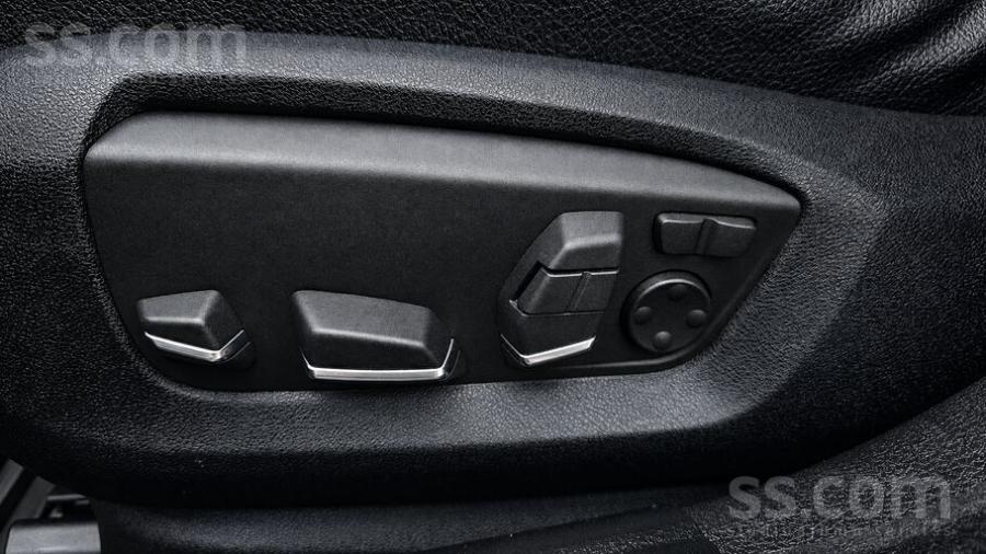 Melns BMW 530 2016 Rīga, ar dzinēja tilpumu 3.00 L un nobraukumu 0 tūkst. km par 12200 €, foto 24 vietnē AUTOMOTO.COM.LV