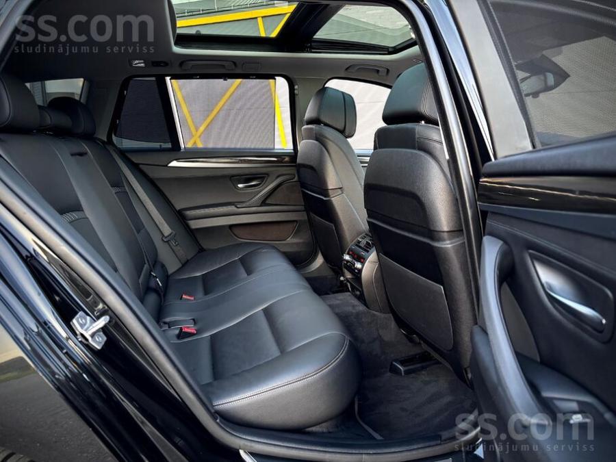 Black BMW 530 2016 in Riga, with an engine capacity of 3.00 L and mileage of 0 thousand km for 11900 €, photo 16 on AUTOMOTO.COM.LV