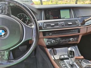 Black BMW 530 2016 in Daugavpils, with an engine capacity of 3.00 L and mileage of 288 thousand km for 16900 €, photo 5 on AUTOMOTO.COM.LV