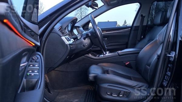 Black BMW 530 2016 in Balvi, with an engine capacity of 3.00 L and mileage of 0 thousand km for 14550 €, photo 10 on AUTOMOTO.COM.LV