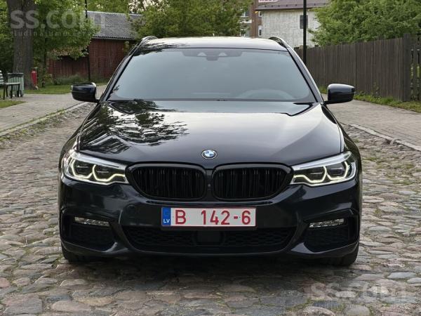 Black BMW 530 2017 in Jelgava, with an engine capacity of 3.00 L and mileage of 290 thousand km for 21350 €, photo 5 on AUTOMOTO.COM.LV