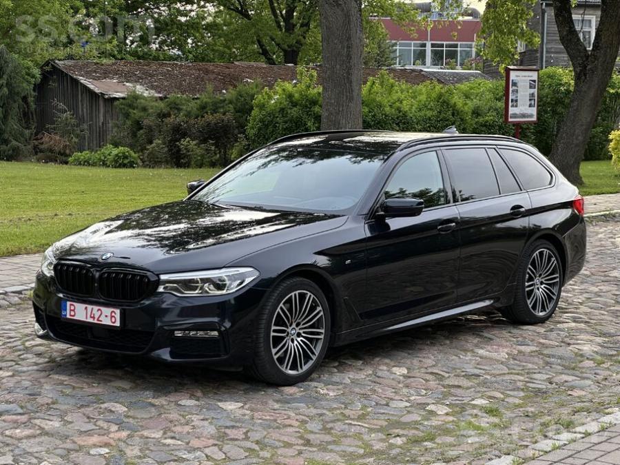 Black BMW 530 2017 in Jelgava, with an engine capacity of 3.00 L and mileage of 290 thousand km for 21350 €, photo 7 on AUTOMOTO.COM.LV