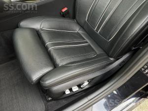 Black BMW 530 2017 in Jelgava, with an engine capacity of 3.00 L and mileage of 290 thousand km for 21350 €, photo 23 on AUTOMOTO.COM.LV