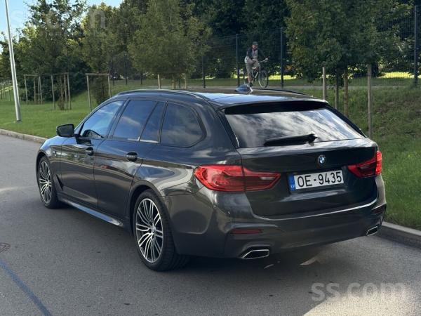Melns BMW 530 2017 Rīga, ar dzinēja tilpumu 3.00 L un nobraukumu 289 tūkst. km par 20200 €, foto 3 vietnē AUTOMOTO.COM.LV