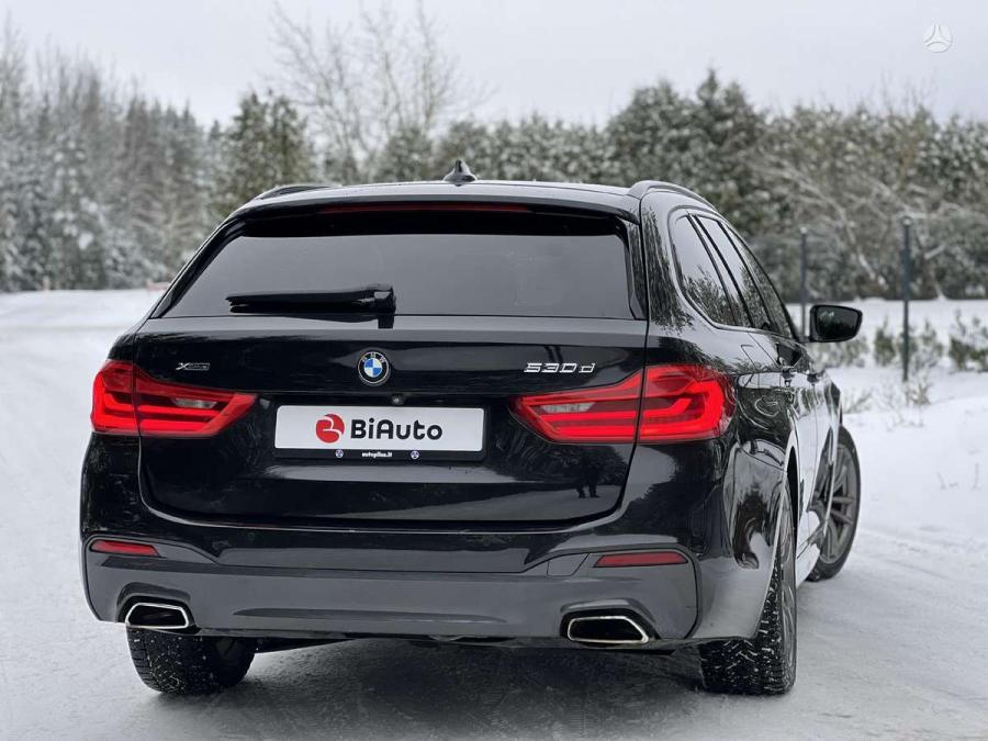 Black BMW 530 2017 in Utena, with an engine capacity of 2.99 L and mileage of 265 thousand km for 20950 €, photo 13 on AUTOMOTO.COM.LV
