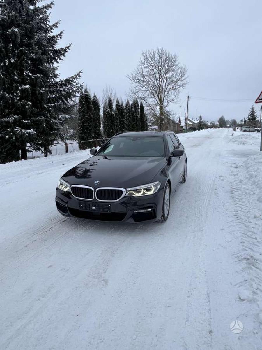 Black BMW 530 2017 in Vilnius, with an engine capacity of 2.99 L and mileage of 275 thousand km for 21600 €, photo 3 on AUTOMOTO.COM.LV