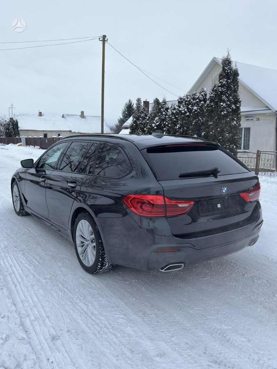 Black BMW 530 2017 in Vilnius, with an engine capacity of 2.99 L and mileage of 275 thousand km for 21600 €, photo 7 on AUTOMOTO.COM.LV