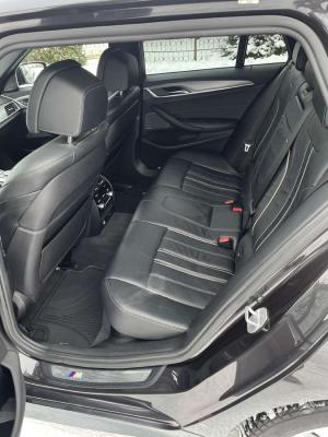 Black BMW 530 2017 in Vilnius, with an engine capacity of 2.99 L and mileage of 275 thousand km for 21600 €, photo 18 on AUTOMOTO.COM.LV