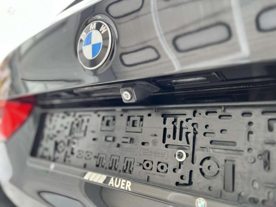 Black BMW 530 2017 in Kaunas, with an engine capacity of 2.99 L and mileage of 175 thousand km for 11250 €, photo 13 on AUTOMOTO.COM.LV