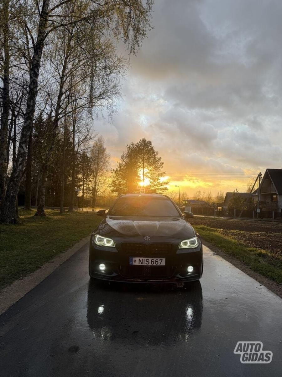 Black BMW 530 2017 in Siauliai, with an engine capacity of 3.00 L and mileage of 290 thousand km for 15000 €, photo 10 on AUTOMOTO.COM.LV