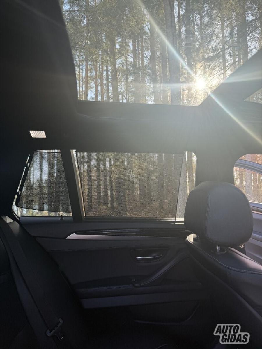 Black BMW 530 2017 in Siauliai, with an engine capacity of 3.00 L and mileage of 290 thousand km for 15000 €, photo 12 on AUTOMOTO.COM.LV