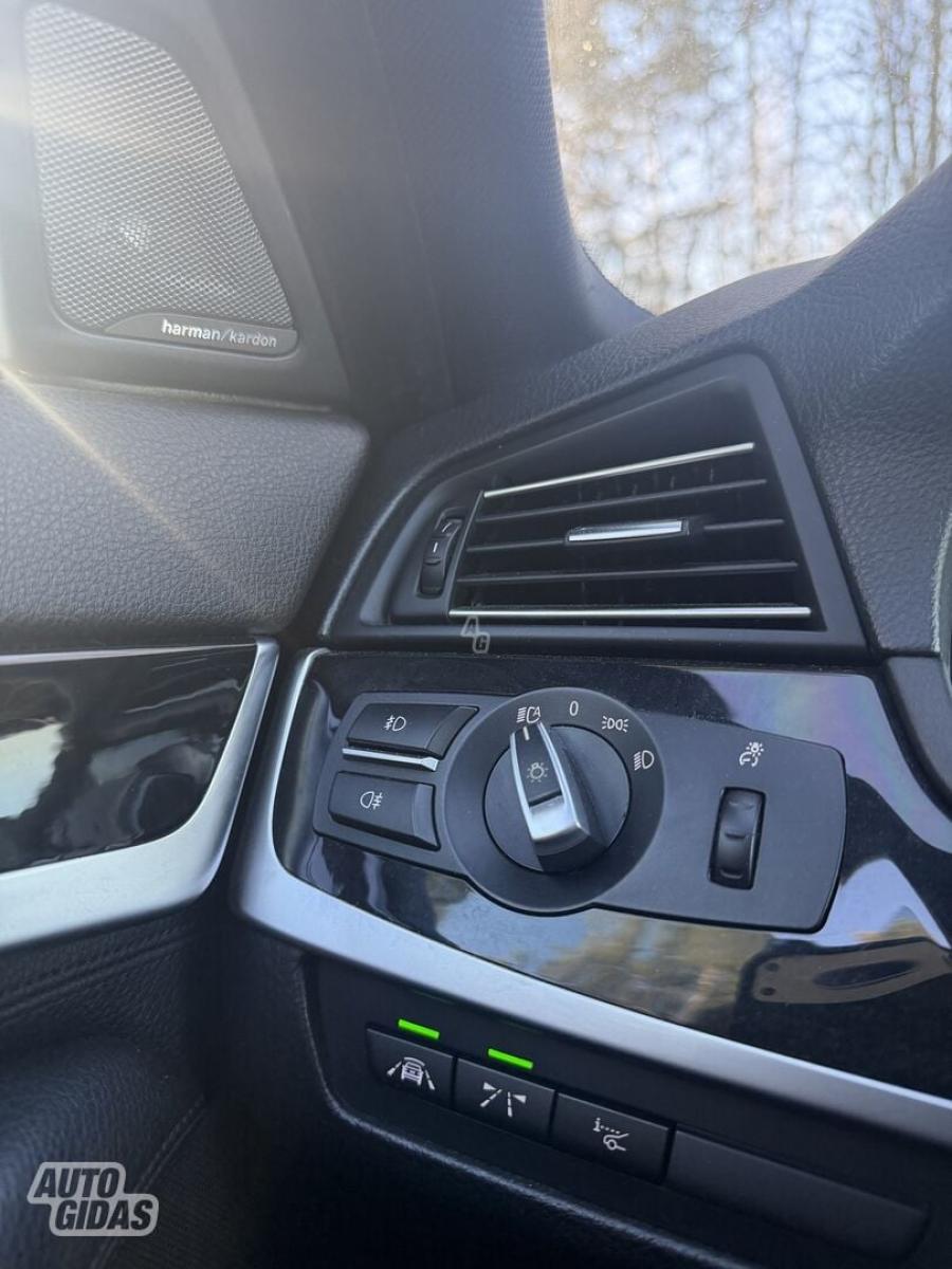 Black BMW 530 2017 in Siauliai, with an engine capacity of 3.00 L and mileage of 290 thousand km for 15000 €, photo 15 on AUTOMOTO.COM.LV