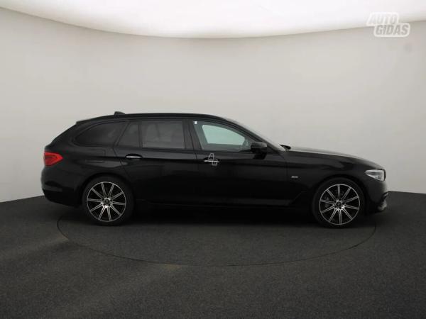 Melns BMW 530 2017 Viļņa, ar dzinēja tilpumu 3.00 L un nobraukumu 195 tūkst. km par 21899 €, foto 9 vietnē AUTOMOTO.COM.LV