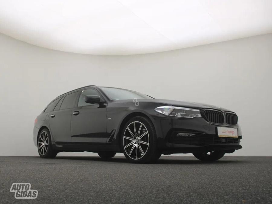 Black BMW 530 2017 in Vilnius, with an engine capacity of 3.00 L and mileage of 195 thousand km for 21899 €, photo 12 on AUTOMOTO.COM.LV