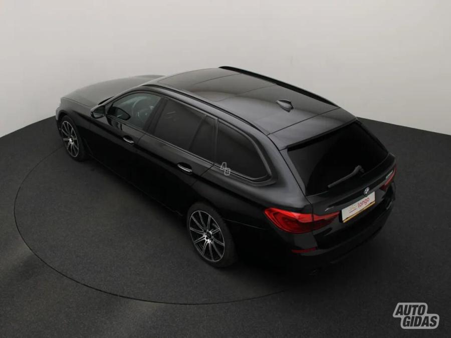 Black BMW 530 2017 in Vilnius, with an engine capacity of 3.00 L and mileage of 195 thousand km for 21899 €, photo 13 on AUTOMOTO.COM.LV
