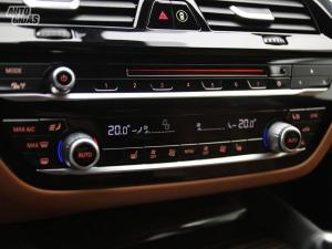 Black BMW 530 2017 in Vilnius, with an engine capacity of 3.00 L and mileage of 195 thousand km for 21899 €, photo 21 on AUTOMOTO.COM.LV