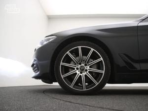 Black BMW 530 2017 in Vilnius, with an engine capacity of 3.00 L and mileage of 195 thousand km for 21899 €, photo 29 on AUTOMOTO.COM.LV