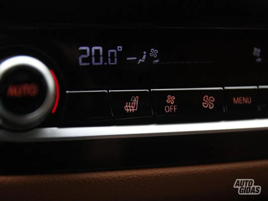 Black BMW 530 2017 in Vilnius, with an engine capacity of 3.00 L and mileage of 195 thousand km for 21899 €, photo 30 on AUTOMOTO.COM.LV