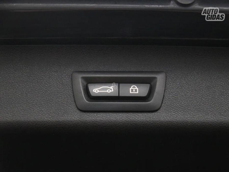 Black BMW 530 2017 in Vilnius, with an engine capacity of 3.00 L and mileage of 195 thousand km for 21899 €, photo 38 on AUTOMOTO.COM.LV