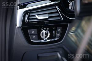 Melns BMW 530 2017 Tukums, ar dzinēja tilpumu 2.00 L un nobraukumu 199 tūkst. km par 18990 €, foto 34 vietnē AUTOMOTO.COM.LV