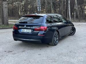 Black BMW 530 2017 in Riga, with an engine capacity of 3.00 L and mileage of 271 thousand km for 11500 €, photo 5 on AUTOMOTO.COM.LV