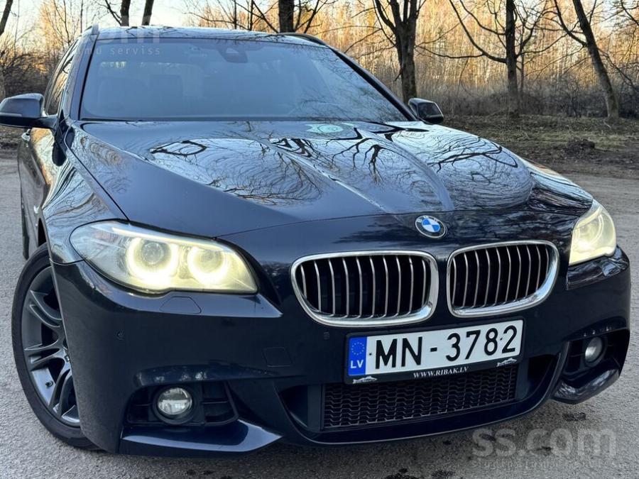Black BMW 530 2017 in Riga, with an engine capacity of 3.00 L and mileage of 271 thousand km for 11500 €, photo 10 on AUTOMOTO.COM.LV