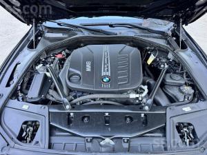 Black BMW 530 2017 in Riga, with an engine capacity of 3.00 L and mileage of 271 thousand km for 11500 €, photo 31 on AUTOMOTO.COM.LV