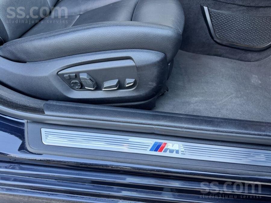 Black BMW 530 2017 in Riga, with an engine capacity of 3.00 L and mileage of 271 thousand km for 11500 €, photo 36 on AUTOMOTO.COM.LV