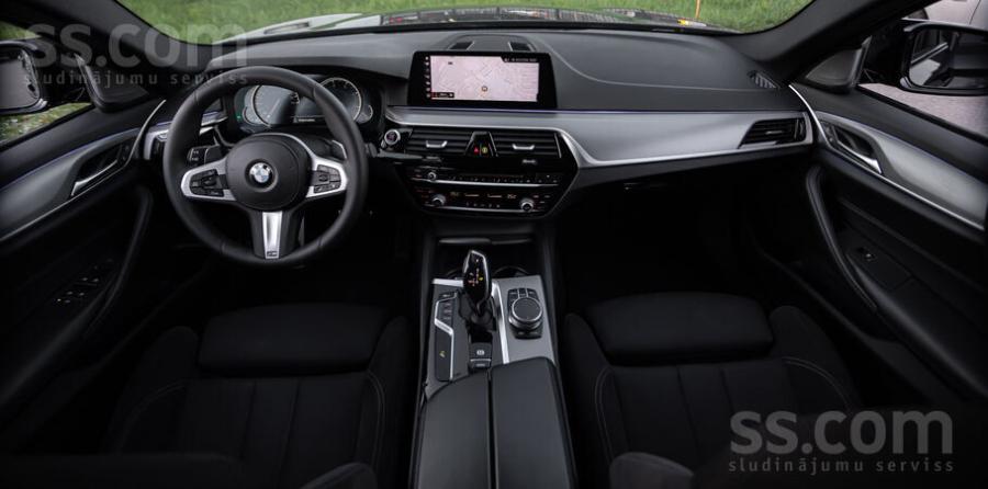 Melns BMW 530 2017 Jelgava, ar dzinēja tilpumu 3.00 L un nobraukumu 0 tūkst. km par 16500 €, foto 14 vietnē AUTOMOTO.COM.LV