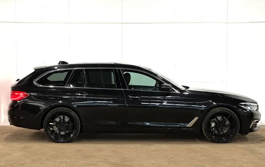 Melns BMW 530 2017 Jūrmala, ar dzinēja tilpumu 3.00 L un nobraukumu 218 tūkst. km par 19995 €, foto 19 vietnē AUTOMOTO.COM.LV