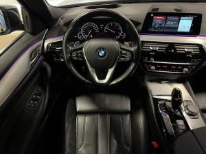 Melns BMW 530 2017 Jūrmala, ar dzinēja tilpumu 3.00 L un nobraukumu 218 tūkst. km par 19995 €, foto 22 vietnē AUTOMOTO.COM.LV