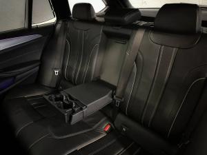 Melns BMW 530 2017 Jūrmala, ar dzinēja tilpumu 3.00 L un nobraukumu 218 tūkst. km par 19995 €, foto 28 vietnē AUTOMOTO.COM.LV