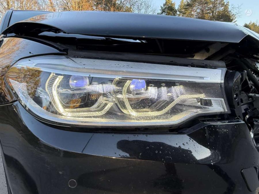 Melns BMW 530 2017 Viļņa, ar dzinēja tilpumu 2.00 L un nobraukumu 156 tūkst. km par 11500 €, foto 28 vietnē AUTOMOTO.COM.LV