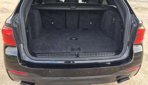 Black BMW 530 2017 in Siauliai, with an engine capacity of 2.99 L and mileage of 268 thousand km for 17900 €, photo 17 on AUTOMOTO.COM.LV