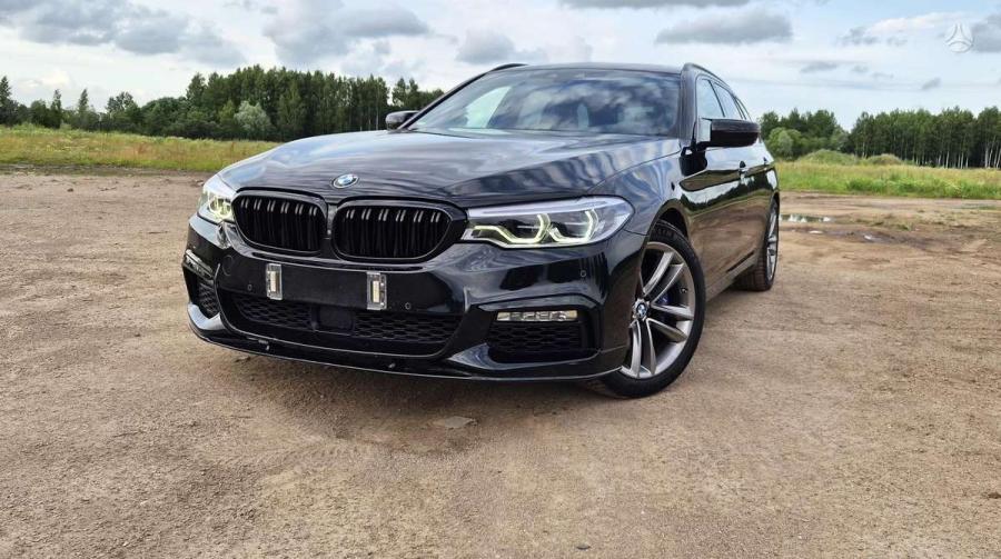 Black BMW 530 2017 in Siauliai, with an engine capacity of 2.99 L and mileage of 268 thousand km for 17900 €, photo 23 on AUTOMOTO.COM.LV
