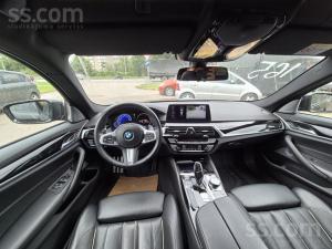 Melns BMW 530 2017 Rīga, ar dzinēja tilpumu 3.00 L un nobraukumu 253 tūkst. km par 21990 €, foto 13 vietnē AUTOMOTO.COM.LV