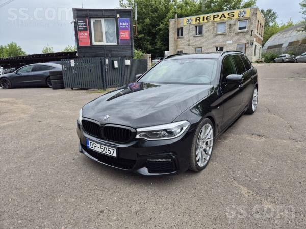 Melns BMW 530 2017 Rīga, ar dzinēja tilpumu 3.00 L un nobraukumu 253 tūkst. km par 21990 €, foto 1 vietnē AUTOMOTO.COM.LV