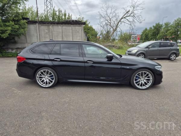 Melns BMW 530 2017 Rīga, ar dzinēja tilpumu 3.00 L un nobraukumu 253 tūkst. km par 21990 €, foto 10 vietnē AUTOMOTO.COM.LV