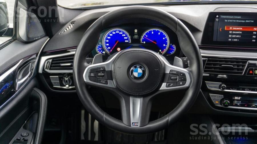 Black BMW 530 2017 in Riga, with an engine capacity of 3.00 L and mileage of 253 thousand km for 21990 €, photo 15 on AUTOMOTO.COM.LV