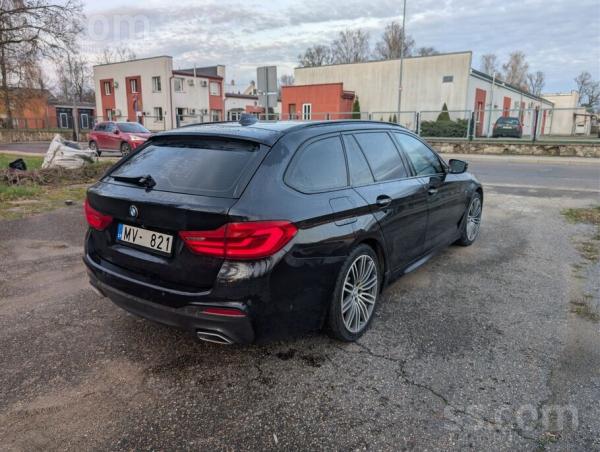 BMW 530 2017 in Valka on AUTOMOTO.COM.LV Black BMW 530 2017 in Valka, with an engine capacity of 2.00 L and mileage of 292 thousand km for 19000 €, photo 4 on AUTOMOTO.COM.LV
