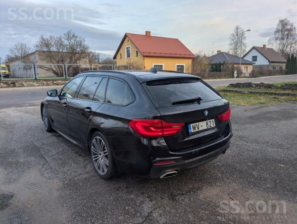 BMW 530 2017 in Valka on AUTOMOTO.COM.LV Black BMW 530 2017 in Valka, with an engine capacity of 2.00 L and mileage of 292 thousand km for 19000 €, photo 5 on AUTOMOTO.COM.LV