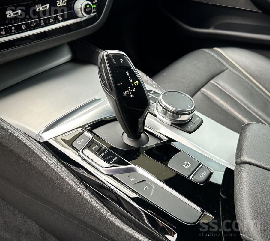 Melns BMW 530 2017 Rēzekne, ar dzinēja tilpumu 3.00 L un nobraukumu 192 tūkst. km par 18990 €, foto 21 vietnē AUTOMOTO.COM.LV